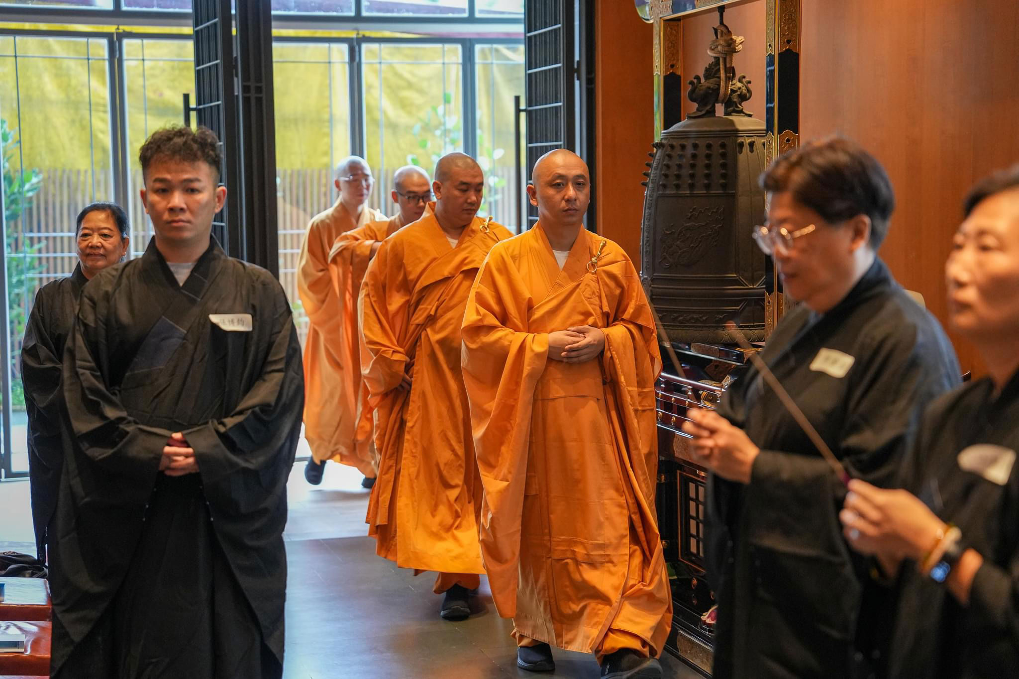 Three Refuges Five Precepts