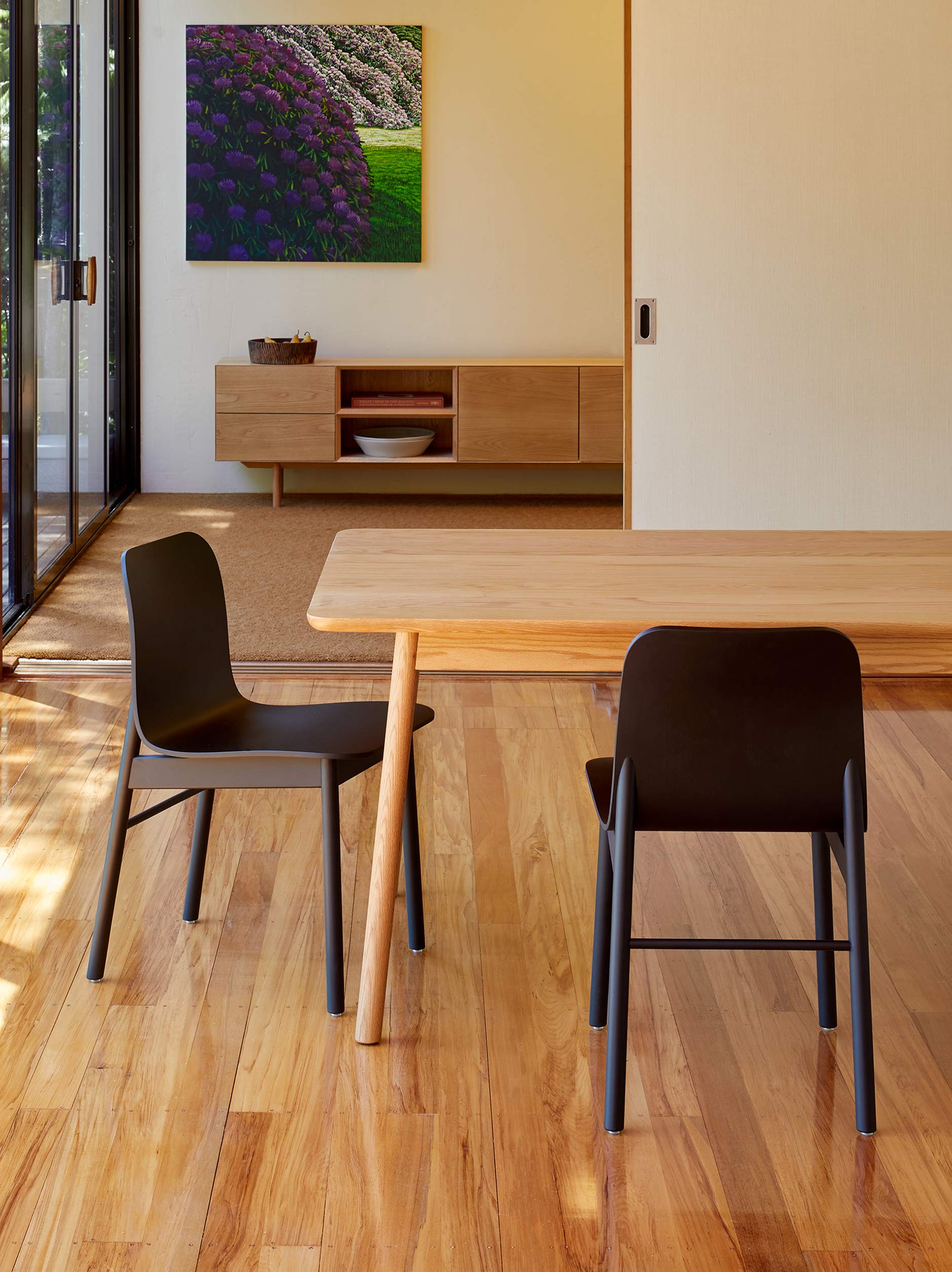 Aspen Chair w/ Wooden Legs